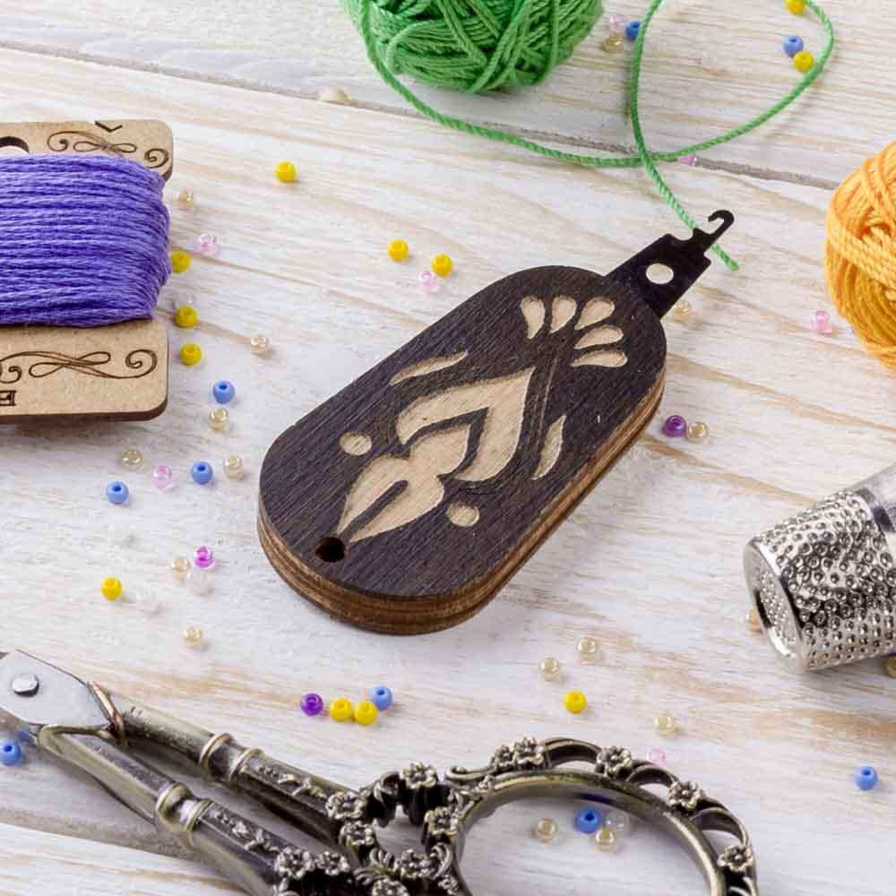 Needle Threader - Wooden Needle Threader — HobbyJobby