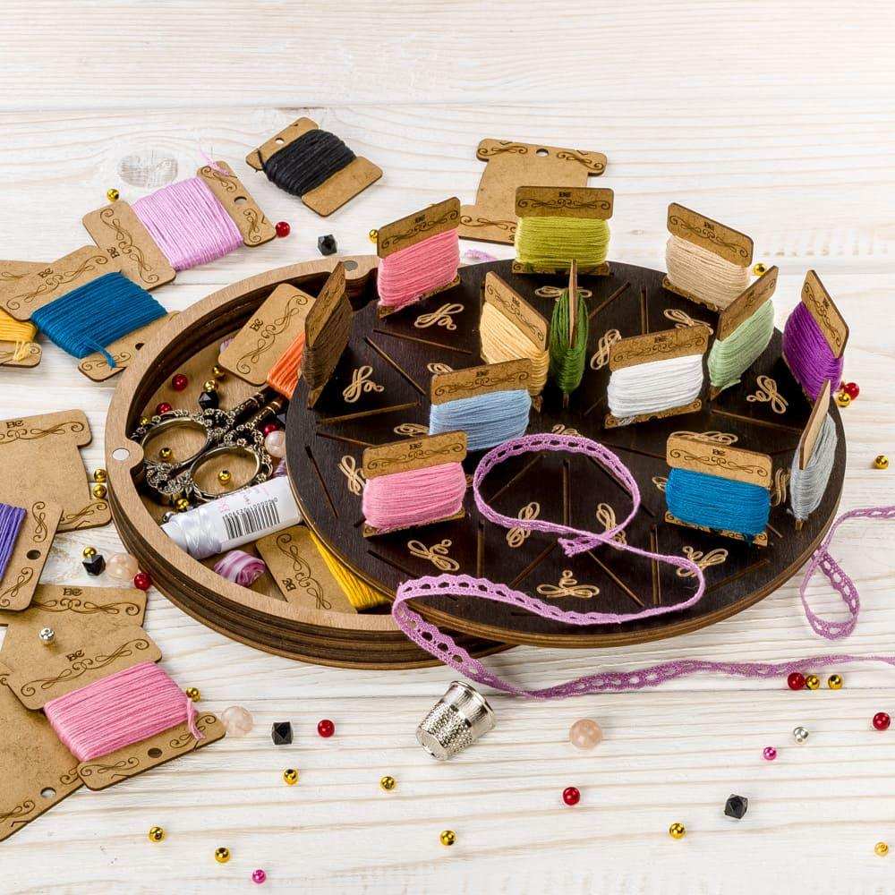 Storage Box for handcraft and 42 bobbins included — HobbyJobby