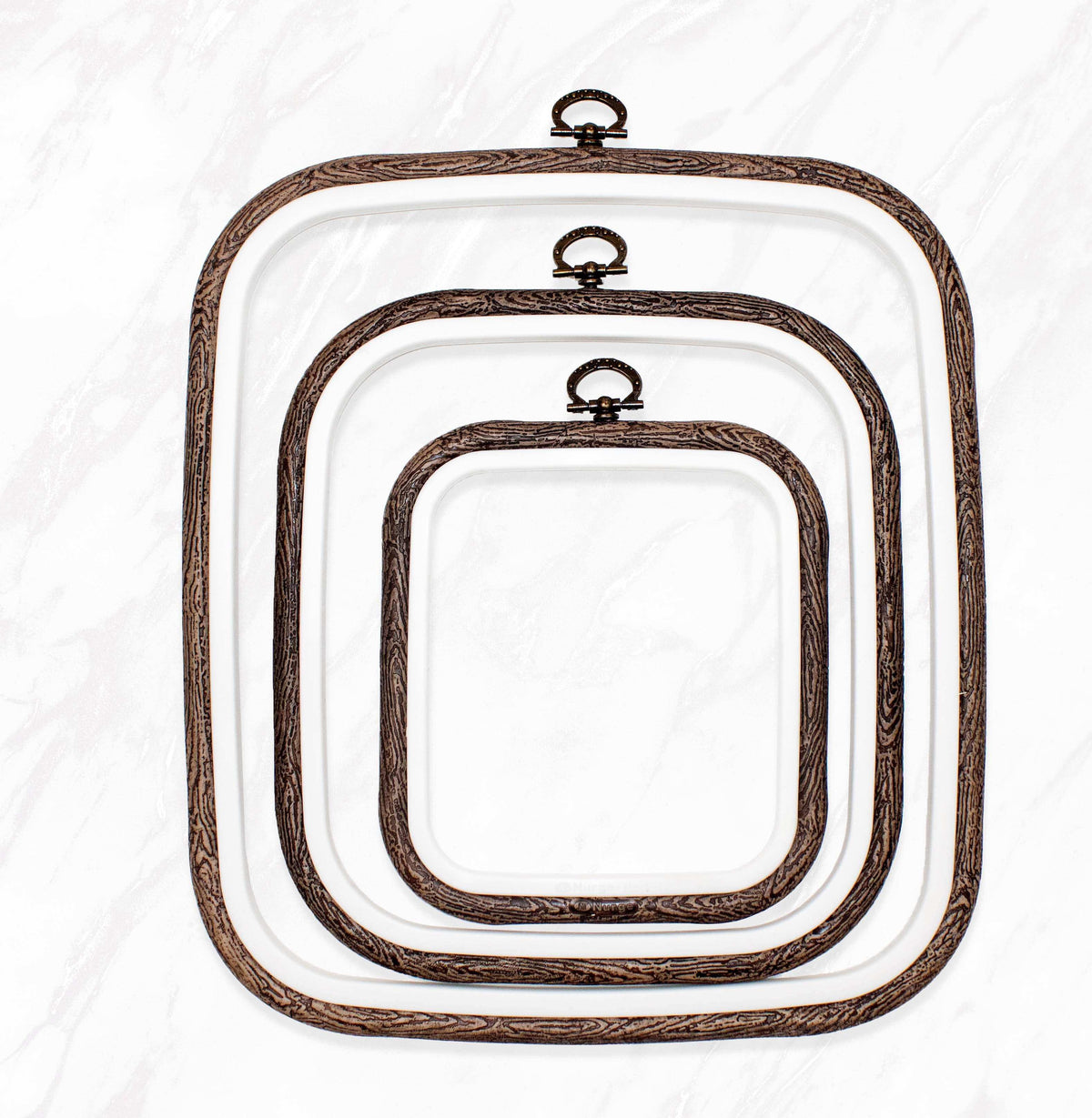 Brown Square Embroidery Hoop - Nurge Flexible Cross Stitch Hoop ...